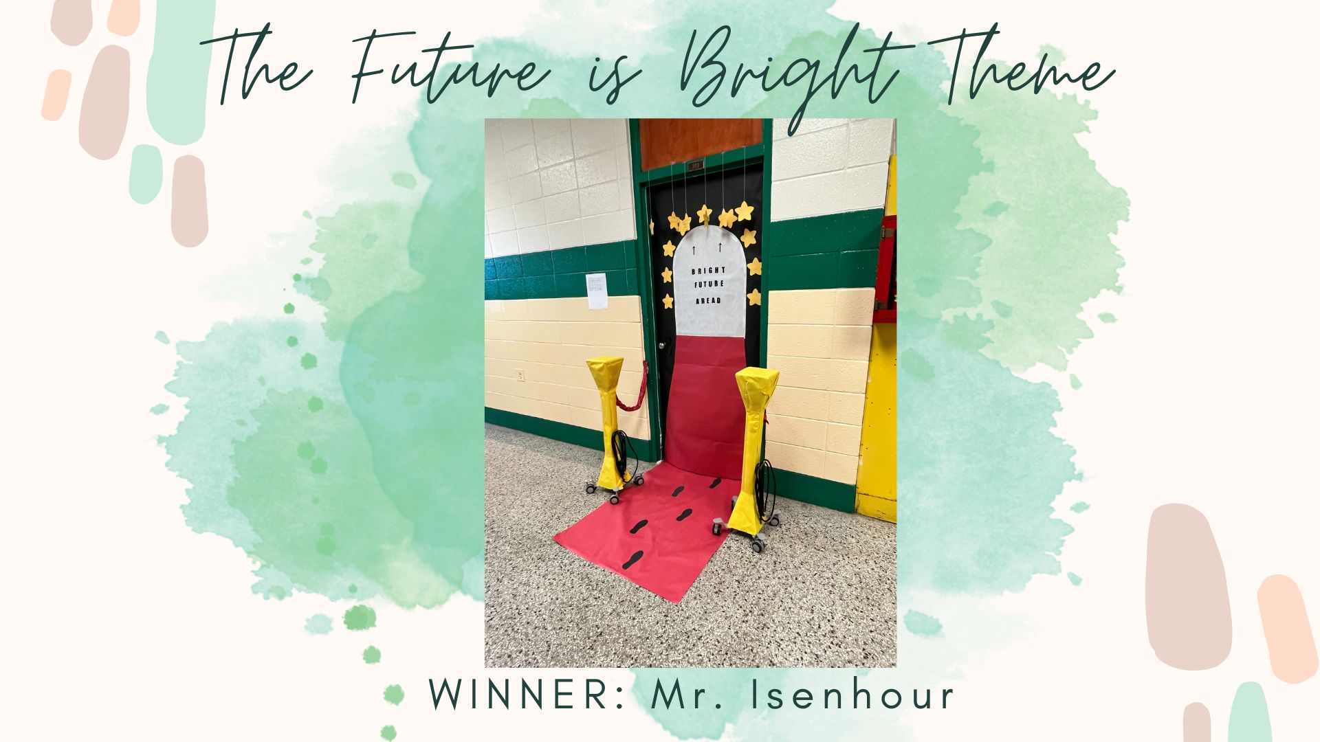 Junior Student Council Hosts Schoolwide Door-Decorating Contest